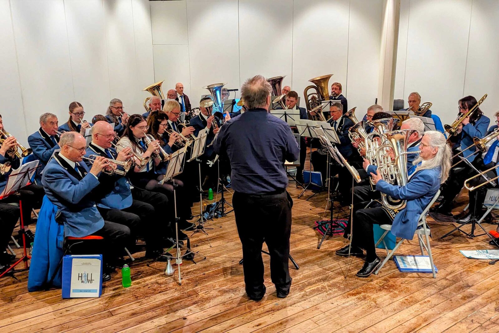 Hall Royd Band - It's On In Bradford